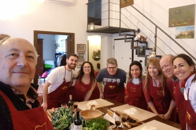 Market Tour, Traditional Cooking and Limoncello Class - Class Details and Logistics