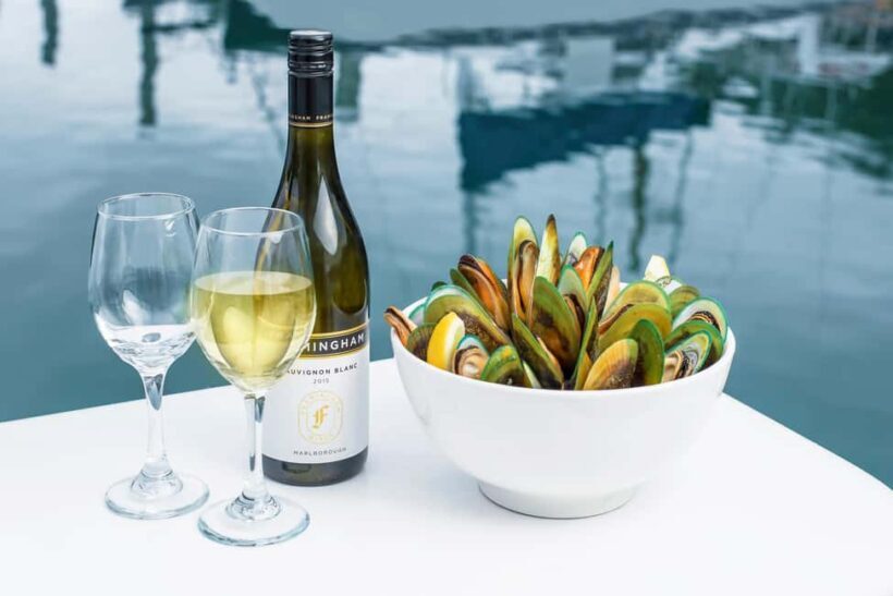 Marlborough Sounds: Greenshell Mussel Cruise - An In-Depth Look at the Greenshell Mussel Cruise
