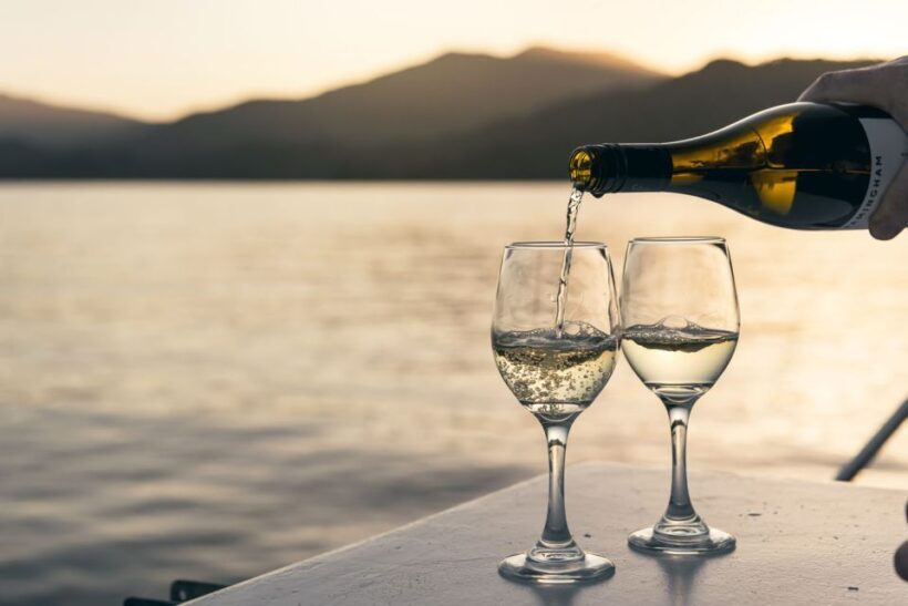 Marlborough Sounds: Greenshell Mussel Cruise - The Sum Up