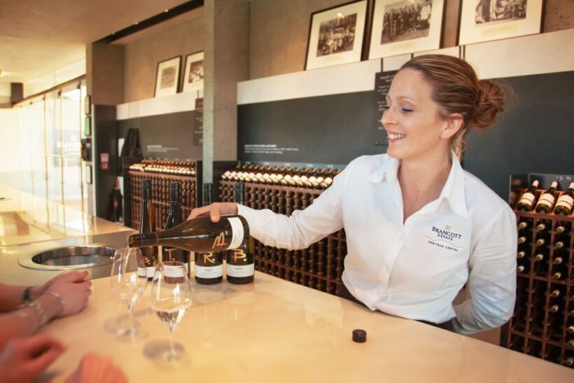 Marlborough: Wineries Visit with Tastings and 2-Course Lunch - FAQ