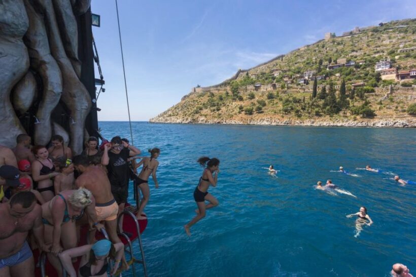 Marmaris: All-Inclusive Pirate Boat Trip with Pickup Option - Why this tour offers good value