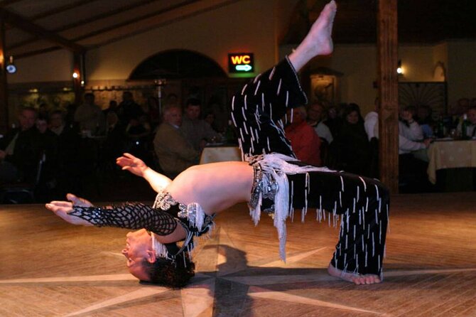 Marmaris Traditional Turkish Night With Dinner & Unlimited Drinks - Venue and Atmosphere: Setting the Scene for a Turkish Delight