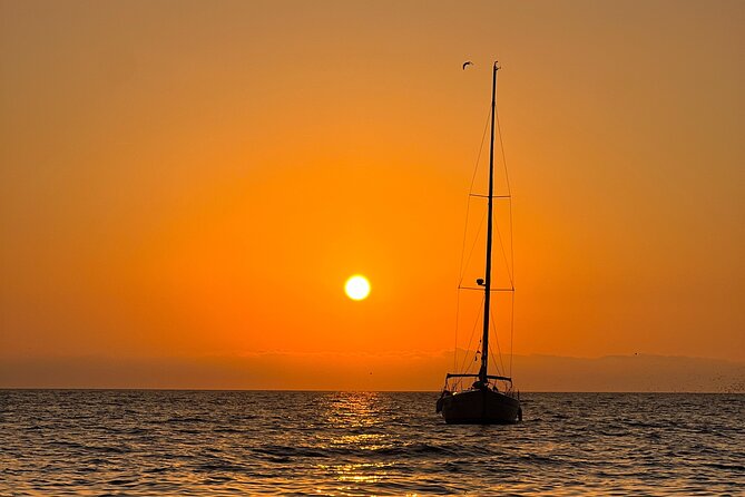 Marriage Proposal Boat Trip in Barcelona - Analyzing the Cost and Value