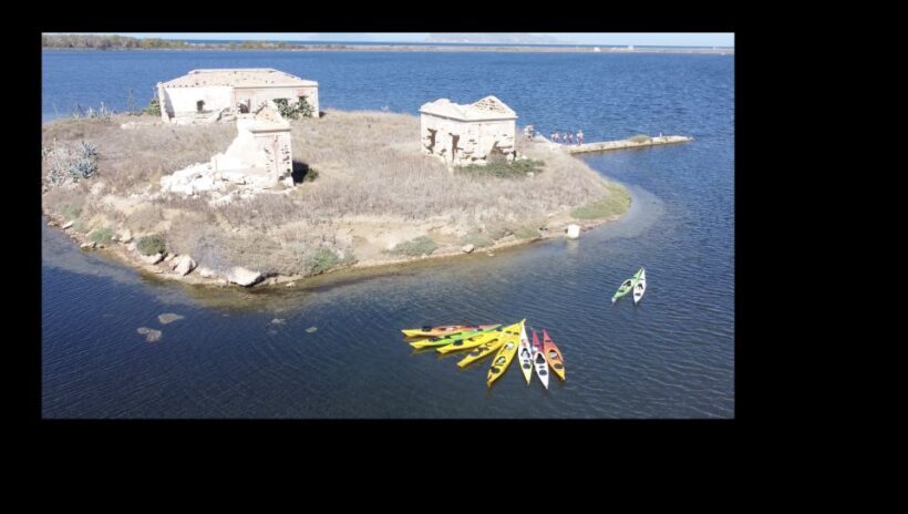 Marsala: Kayak Tour in Stagnone di Marsala Nature Reserve - An Accessible and Scenic Introduction to Sicily’s Lagoon