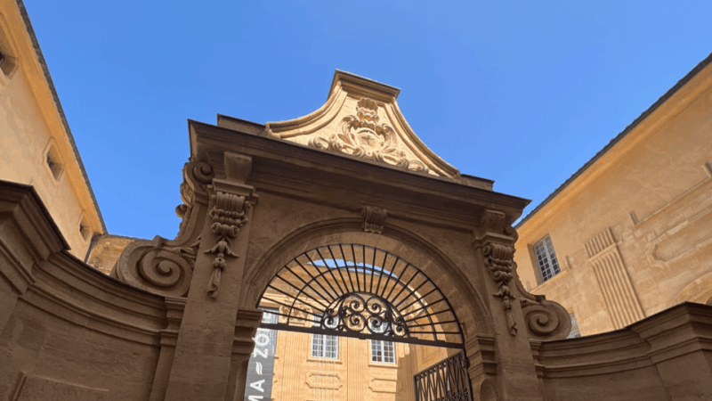 Marseille and Aix-en-Provence: culture, history and art of living - A practical guide to the tour experience