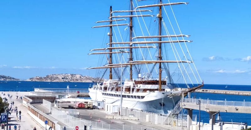 Marseille: cityrando Le Vieux-Port Le Panier La Joliette - A Detailed Look at What You Can Expect