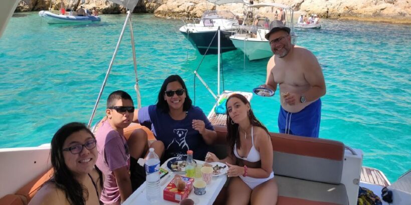 Marseille: Day Boat Ride in the Calanques with Wine Tasting - Exploring Marseille’s Coastal Beauty from the Water