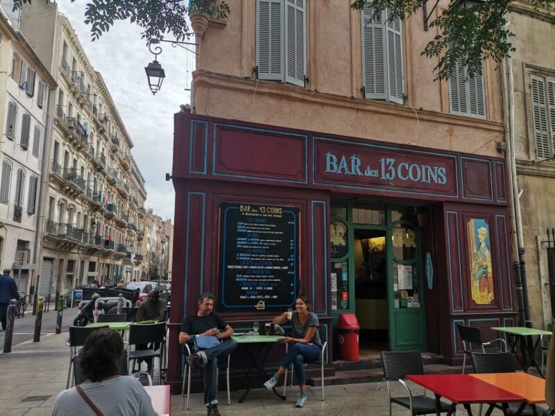Marseille: Guided Pétanque Game with Local Aperitif - Key Points