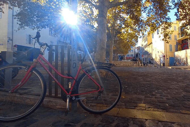 Marseille Guided Tour for 2.5 Hours With a Bilingual Local Guide - Cancellation and Payment Options