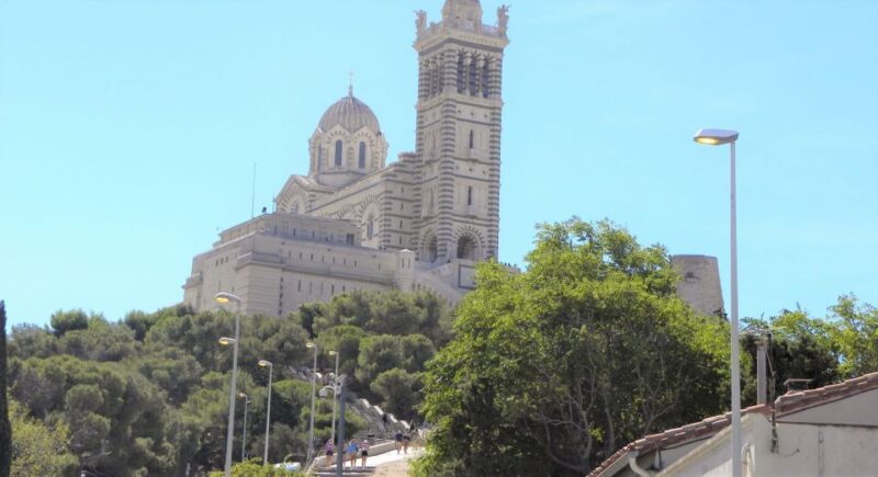 Marseille: Self-guided Like a Local Highlights Day Tour - Booking and Access