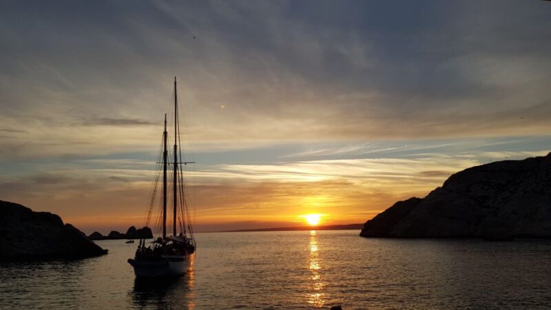 Marseille: Sunset Sailing Cruise with Dinner and Drinks - Marseille: Sunset Sailing Cruise with Dinner and Drinks – A Detailed Review