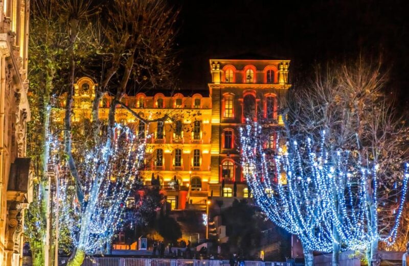 Marseilles Festive Spirit: A Christmas Walking Tour - Exploring the Artistic Cours Julien’s Christmas Markets