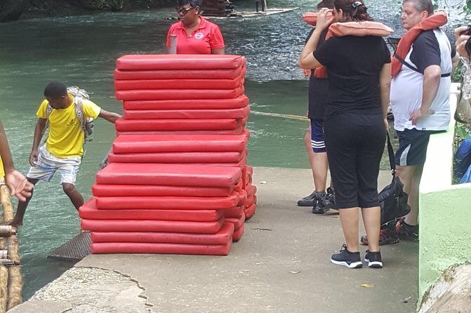 Martha Brae Rafting Adventure - What to Expect from the Martha Brae Rafting Adventure