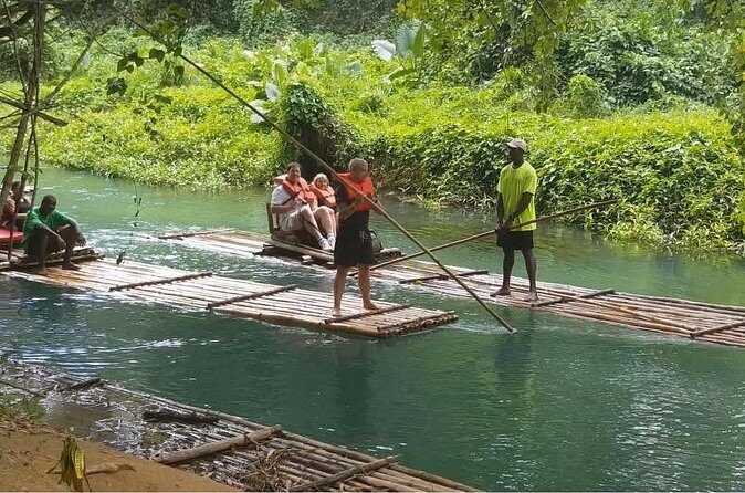 Martha Brae Rafting from Montego Bay - PPP - Authentic Jamaican Moments