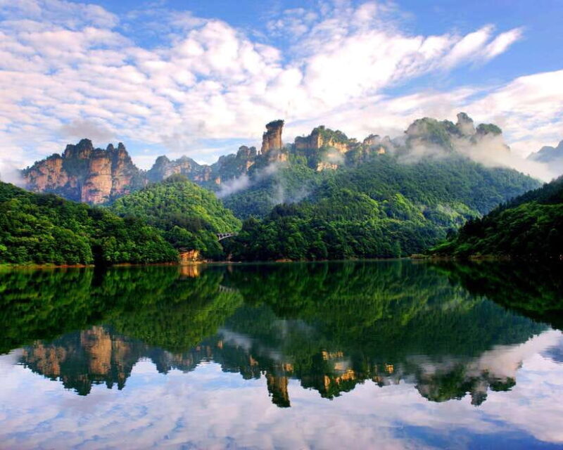 Marvelous Zhangjiajie Day Tour With National Forest Park - FAQs