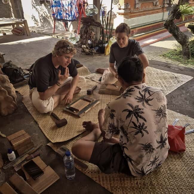 Mas Village Wood Carvings class with Local artist - Key Points