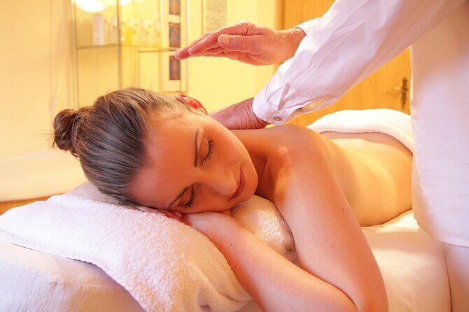 Massage By Male Therapist (relaxation, Lomi Lomi, Deep Tissue Etc.) - The Booking Experience and Location