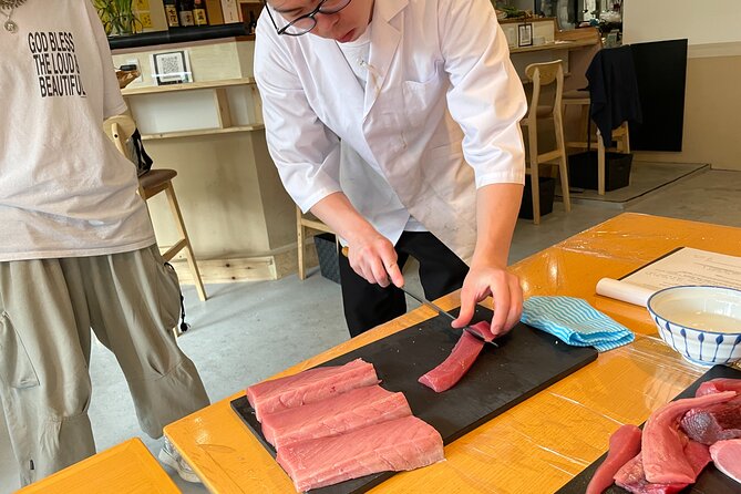 Master the Art of Sushi : Toyosu Market Tour & Tuna Cutting - Traveler Reviews and Feedback