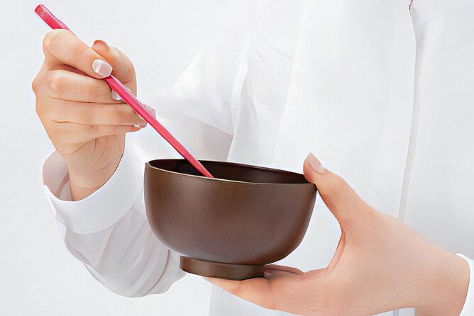 Mastering the Proper Use of Chopsticks in Osaka - Key Points