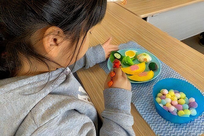 Mastering the Proper Use of Chopsticks in Osaka - Avoiding Common Chopstick Faux Pas