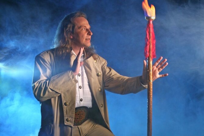 Masters of Magic Show at Las Vegas Magic Theater - The Venue and Atmosphere