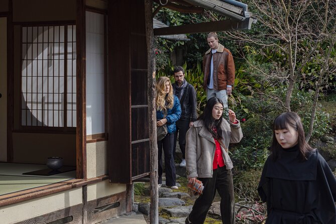 Matcha Moments: Kyotos Zen Temple Teahouse - Embracing the Serenity of the Experience