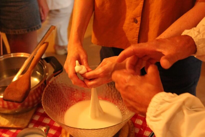 Matera: Mozzarella and Cheese tasting with a Cheesemaker - A Deeper Look at the Experience