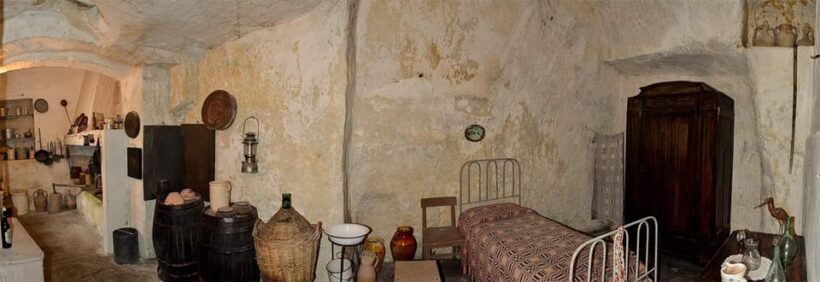 Matera: Private or Group Walking Tour & Cave House Admission - Accessibility and Practical Tips
