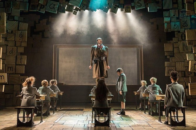 Matilda Theater Show Tickets in London - Audience Experience and Reviews