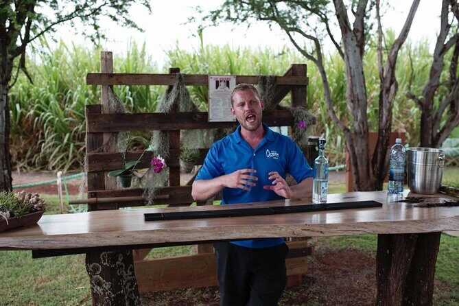 Maui Farm Distillery and local craft experience Full-Day Tour - What to Expect from the Itinerary