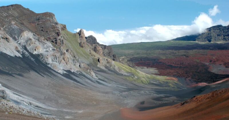Maui: Guided Hike of Haleakala Crater with Lunch - Key Points