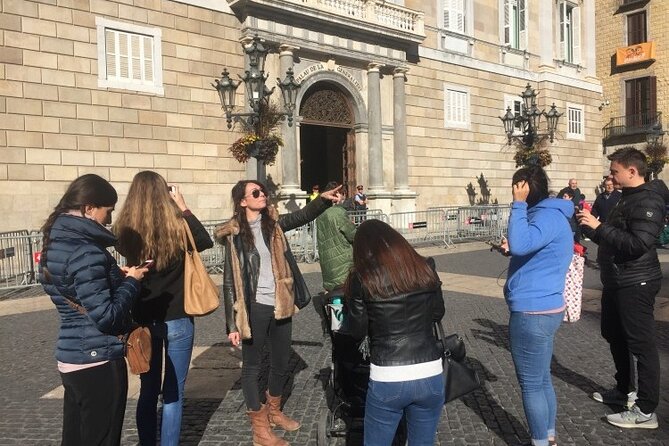 Max 6 People Full-Day Tour Barcelona, Sagrada Familia, Parc Guell - Meeting and Ending Point