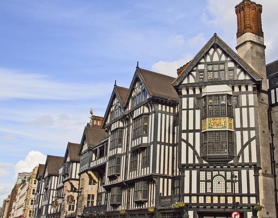 Mayfair, London's famous aristocratic village - Exclusive, Private Walking Tour - Key Points