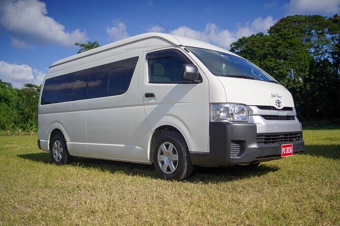 MBJ Airport Arrival and Private Transfer with Beach Stop - The Details of the Experience