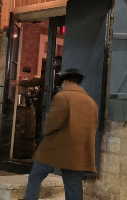 McKinnie-Gene's Paranormal Pub Crawl - Authenticity and Atmosphere: What Travelers Say