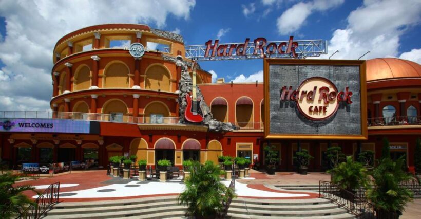Meal at Hard Rock Cafe Orlando at Universal CityWalk - An In-Depth Look at the Experience