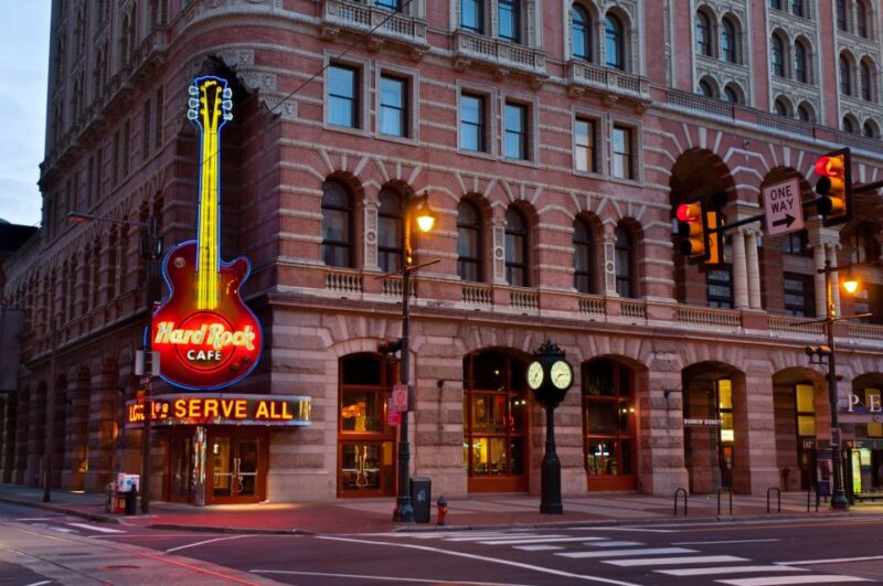 Meal at the Hard Rock Cafe Philadelphia - What Travelers Should Keep in Mind