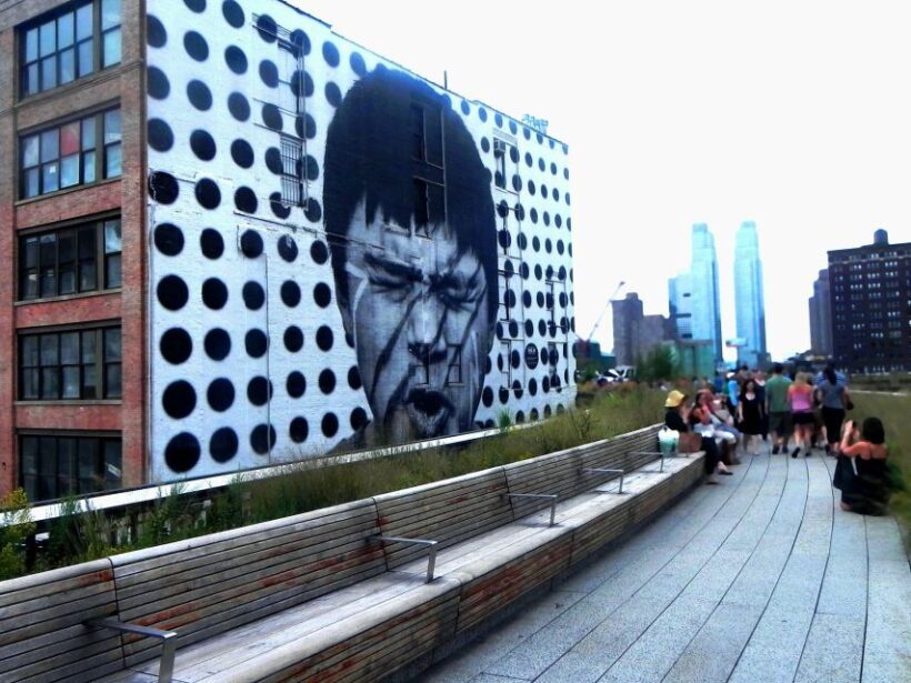 Meatpacking District: Chelsea Market and The Highline Tour - A Well-Balanced Look at a New York Icon