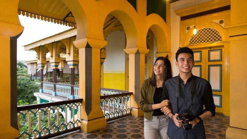 Medan: Highlights City Sightseeing Guided Group Tour - Frequently Asked Questions