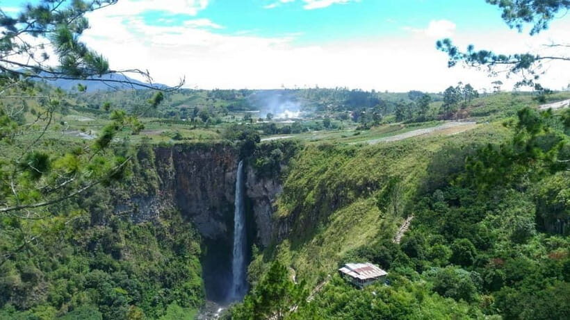 Medan: Taman Simalem Resort Day Trip with Lunch - Key Points