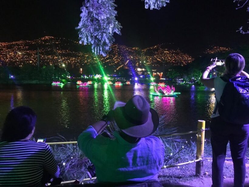 Medellin Christmas Lights Tour - Medellin Christmas Lights Tour: A Festive Night in Colombia’s City of Eternal Spring
