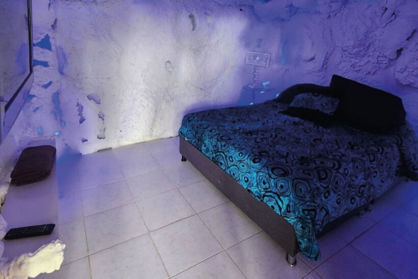 Medellin: Coffee Farm Tour & Spa with Overnight Glamping - Wellness and Relaxation in the Forest