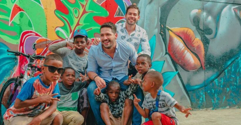 Medellin: Comuna 13 Private Experience - Key Points