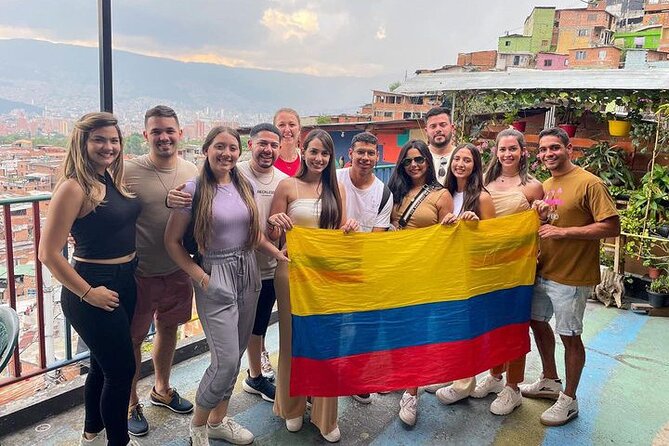 Medellín: Comuna 13 Tour With Spray Painting and Ice Cream - Accessibility and Additional Info