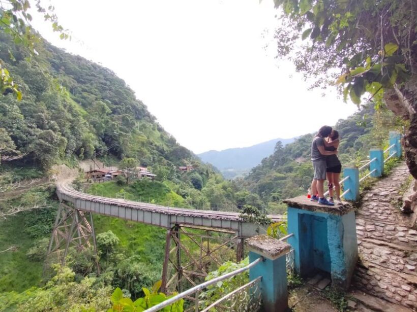 Medellín: Full-Day Mountain Bike Tour with Lunch - Authentic Experiences & Authentic Scenery