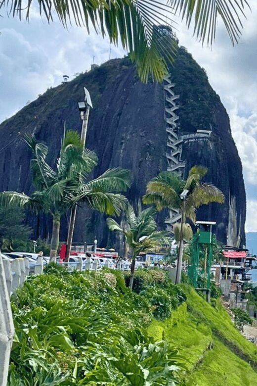 Medellin: Guatape and El Penol Rock Day Trip with Boat Ride - The Full Experience: What You Can Expect