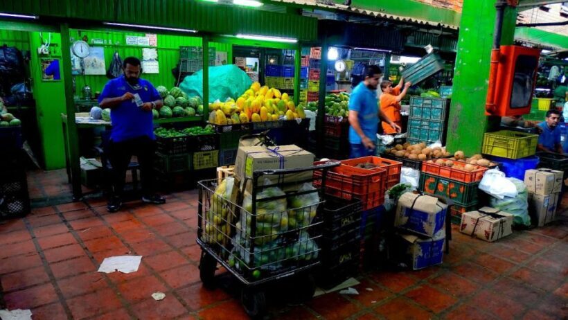 Medellín Multi-sensory Tour in the market, +15 Exotic Fruits - A Deep Dive into the Experience