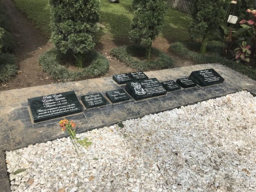 Medellín: Private Pablo Escobar Tour with Cable Car Ride - Key Points