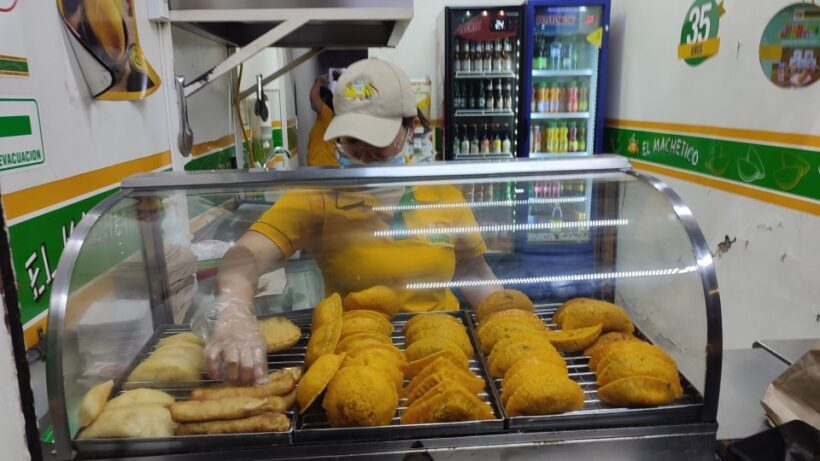 Medellin: Street Food and Poblado Rooftop Tour with a Local - An In-Depth Look at the Medellin Street Food and Rooftop Tour