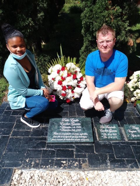 Medellin: Tour Pablo Escobar y Comuna 13 Privado - A Detailed Look at the Experience